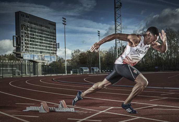 Monday - News - Simon Derviller · Aidan Syers