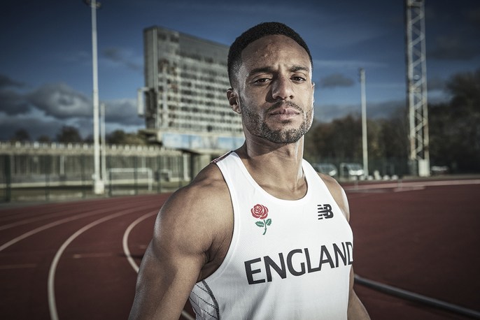 Monday - News - Simon Derviller · Aidan Syers