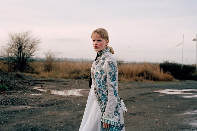 Artistry - PHOTOGRAPHY - Letty Schmiterlow - DAZED