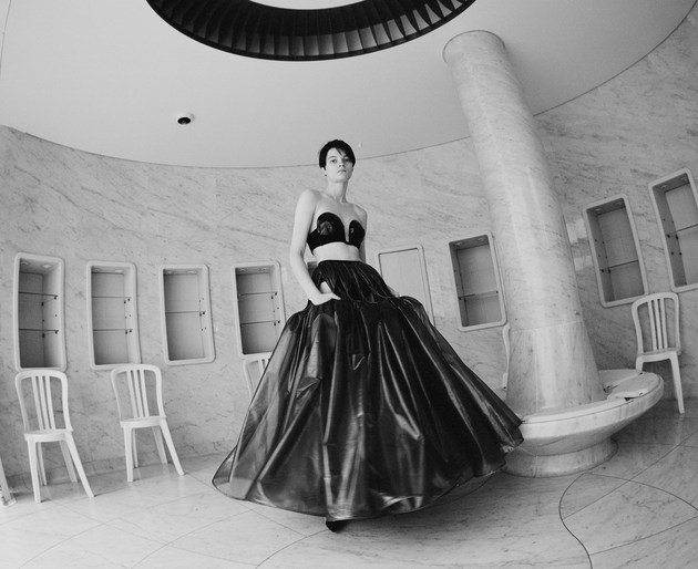 Artistry - PHOTOGRAPHY - Ronan Gallagher - ALAÏA