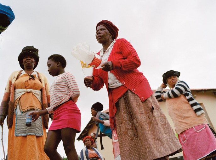 Artistry - PHOTOGRAPHY - Ronan Gallagher - FAMILY PORTRAIT MAGAZINE