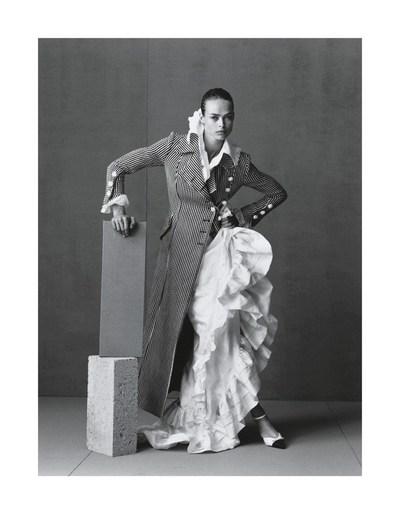 Artistry - PHOTOGRAPHY - Paul Wetherell - Vogue