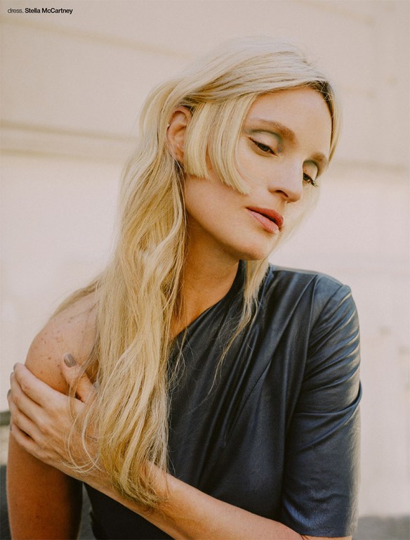 Atelier Management - News - Styling by Connie Berg for Schön! Magazine