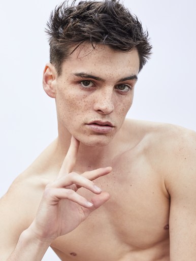 Ray Brown Productions - Film & Photography - Sarah Kehoe - Beauty