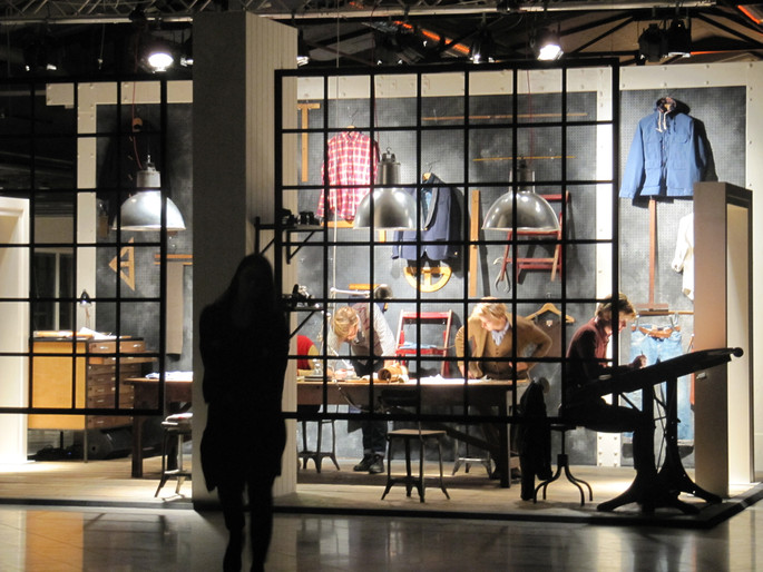 Andy Hillman - Set Designer - Streeters