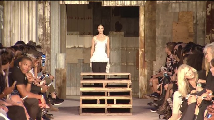 Streeters - Artists - Styling - Katy England